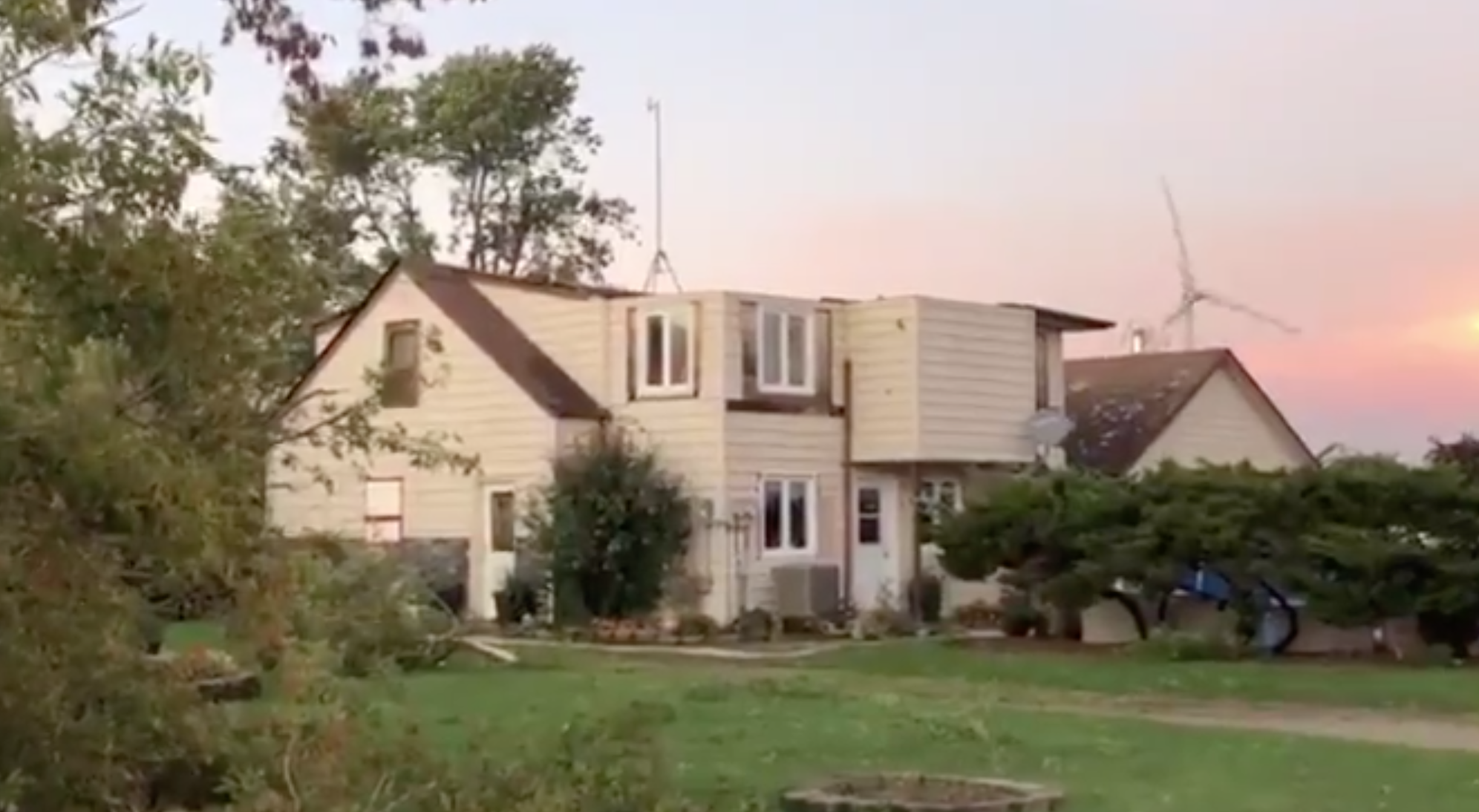 Report Summary of Widespread Wind Damage in Amherstburg, Ontario, and ... Report Summary of Widespread Wind Damage in Amherstburg, Ontario, and ...